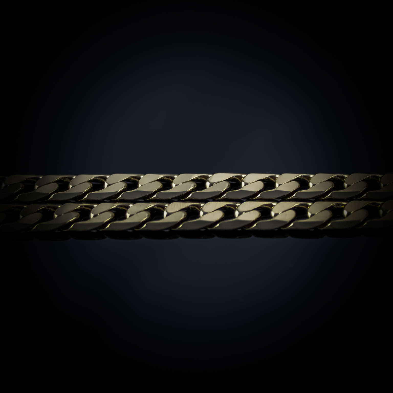 18ct Gold Bonded 9mm Curb Chain - JV Jewellers & Pawnbrokers